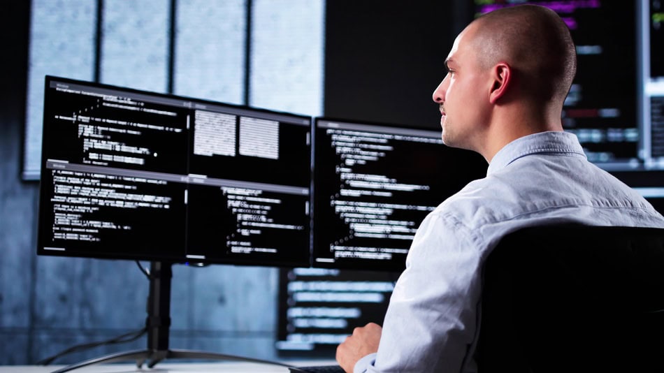 ¿Qué hace un ingeniero informático y qué estudiar para serlo?